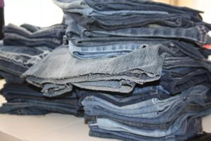 Do you know about the jeans waste recycling machine?